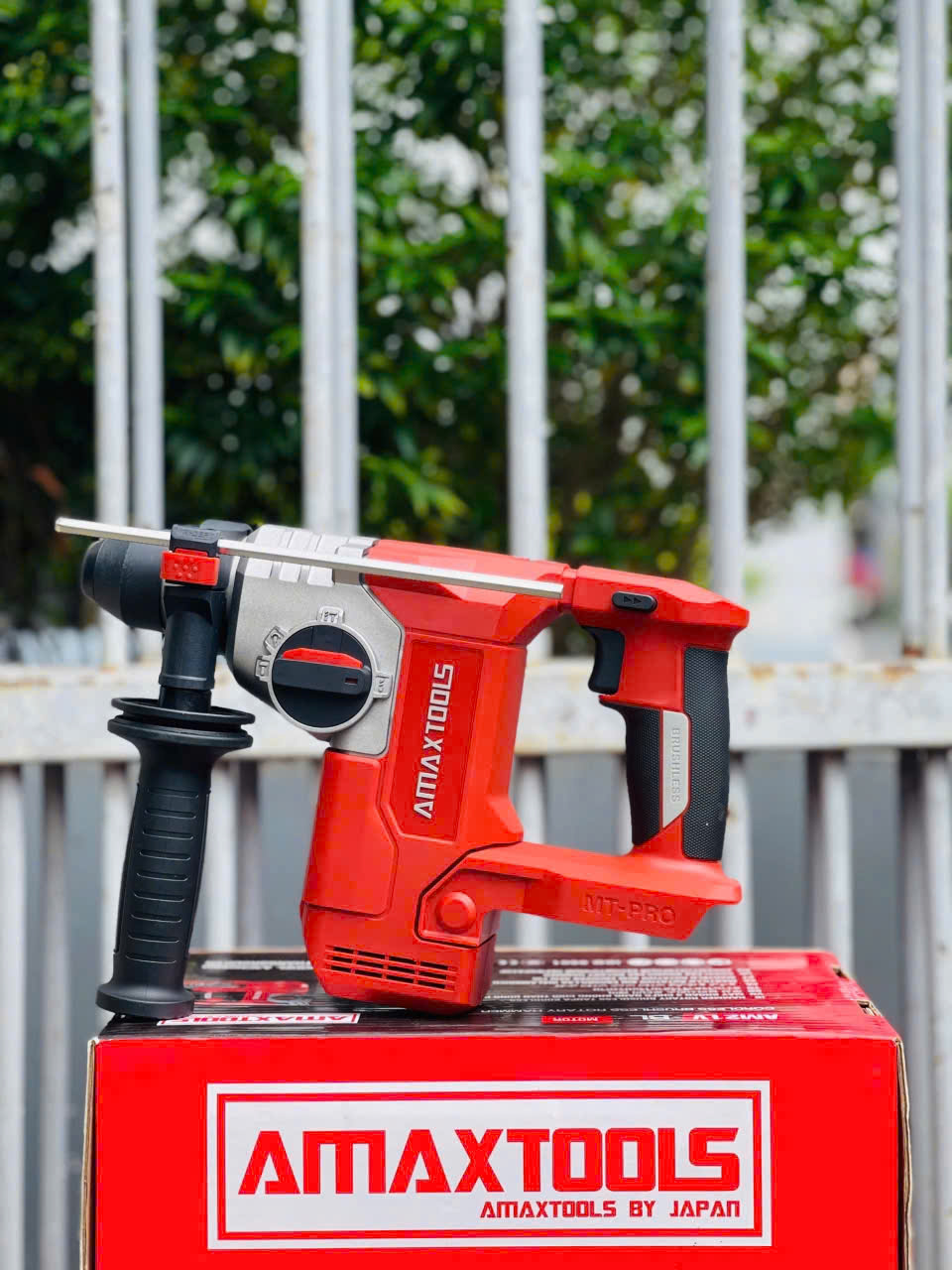 Máy Khoan Bê Tông Pin Amaxtools A3CN28SM Có Giảm Chấn - Dụng Cụ Chính ...